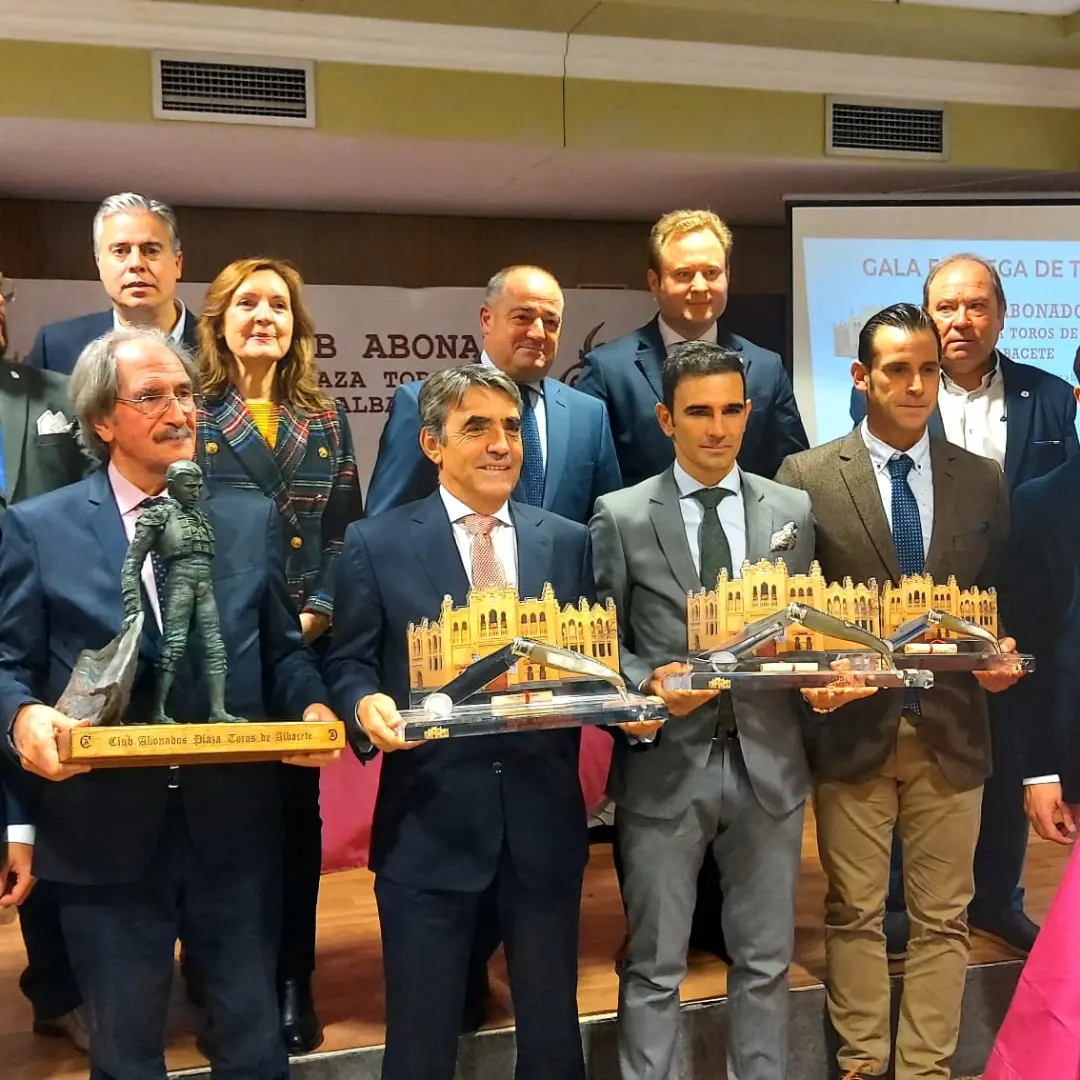 Sergio Serrano sigue acaparando premios y reconocimientos | Toreteate.com