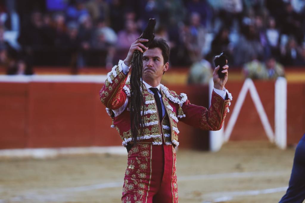 Écija, al detalle: Cayetano, Luque y la reaparición de Miguel Ángel ...